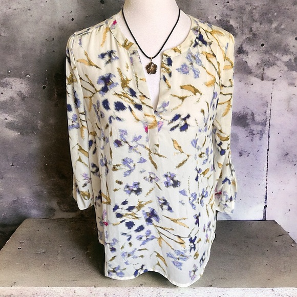 Daniel Rainn | Tops | 85a Daniel Rainn Koda Split Neck 34 Sleeve Blouse ...